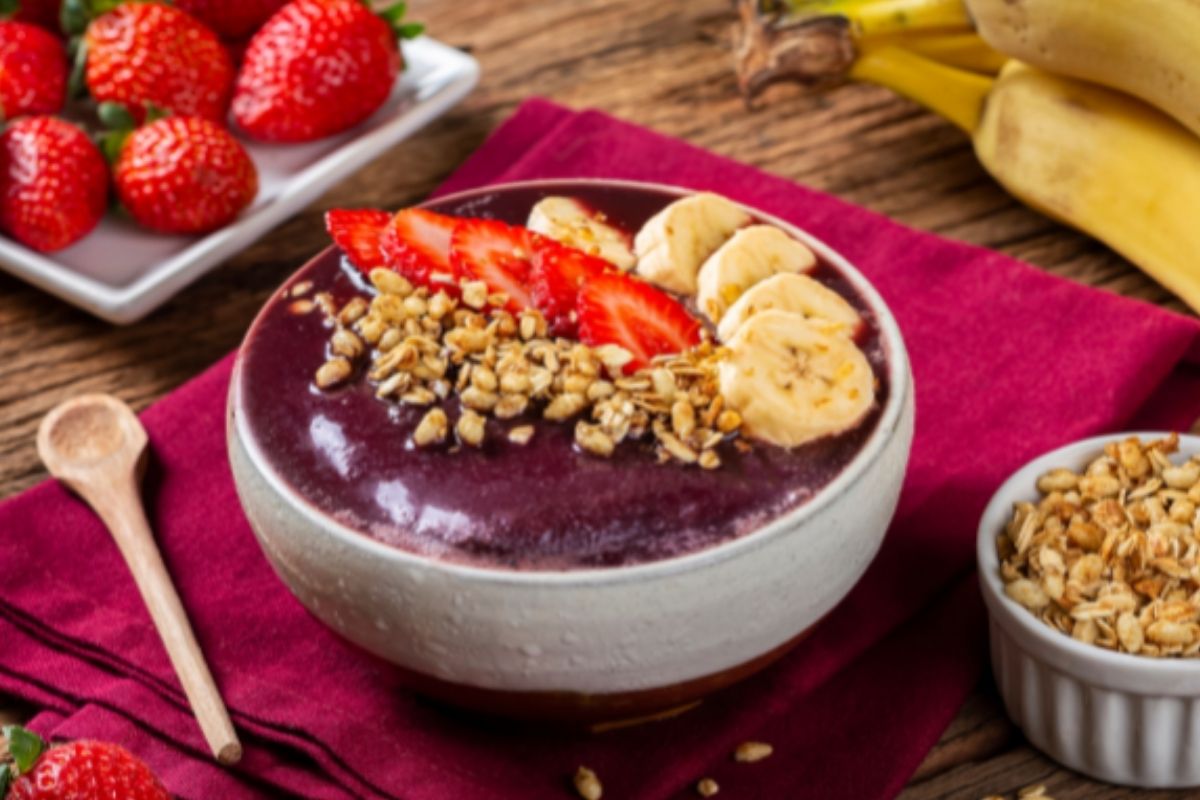 Super Fruta: Benefícios do Açaí no dia-a-dia ENERGIA ELEVADA
